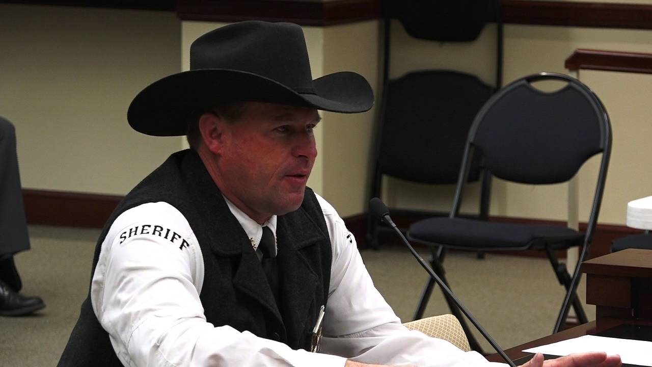 Sheriff Threatens To Deputize His Citizens To Help Eliminate Federal ...